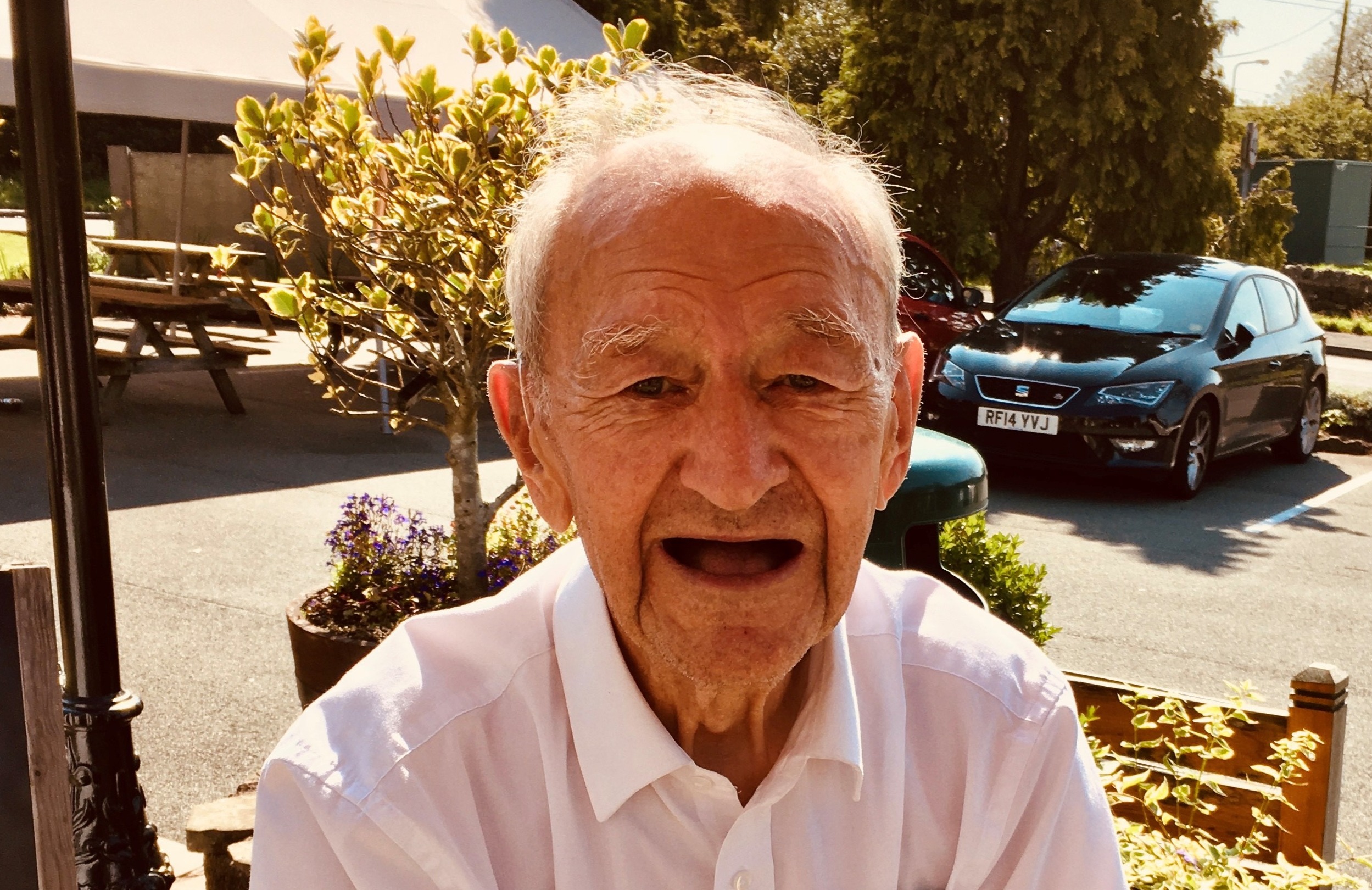 Funeral Notice of MURPHY Dennis | Andrew Smith Funeral Services